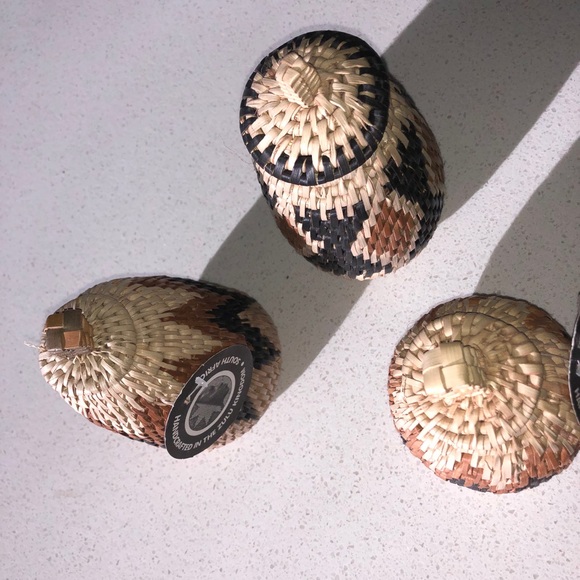 African Zulu | Art | Newthree African Zulu Ukhamba Beer Herb Baskets ...